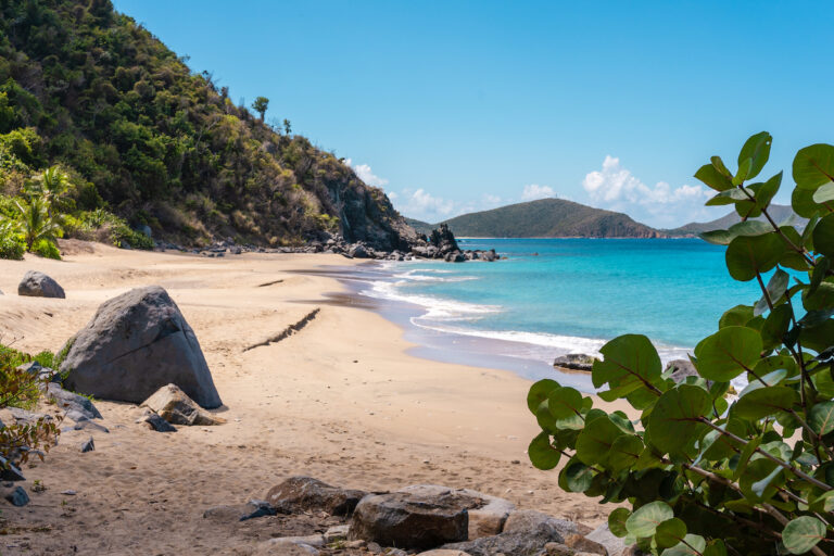 The Stunning Virgin Gorda Beaches in the BVI • Jetset Jansen